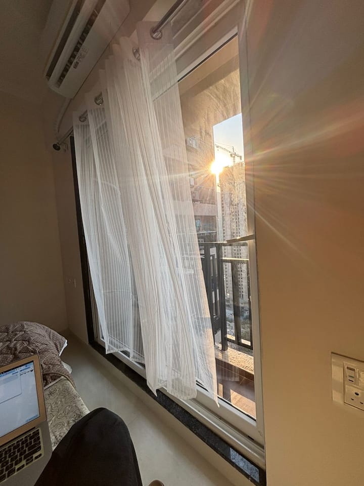 Inara 22 | Breezy 1bhk | Hill Views | Work & Relax - Thane