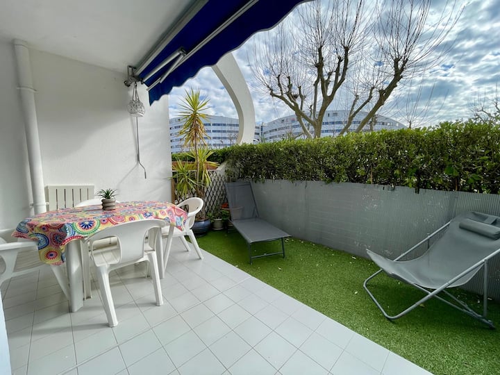 Studio Cabine Climatisé, Rez-de-jardin Au Couchant - La Grande-Motte