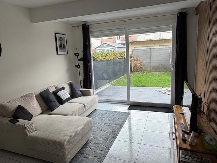 Maison Rénover Située Dans Une Rue Calme à Ronchin - Lille