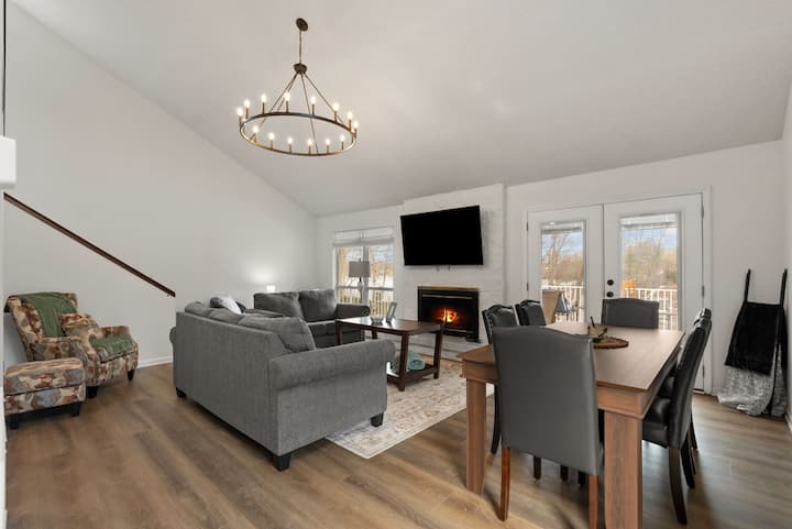 Anchored @ Lake Bowen - Family & Pet Friendly Home - Lake Bowen, SC