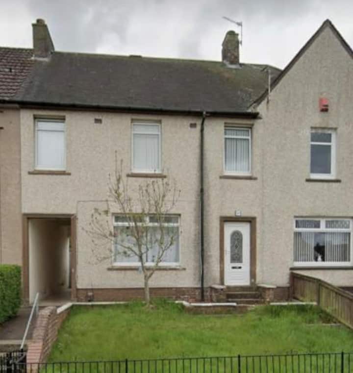 3 Bedroom Terrace House - Workers Welcome - Motherwell