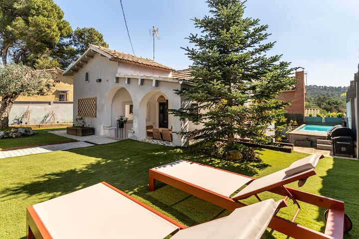 Le Petit Villa, Con Piscina Y Barbacoa - La Floresta