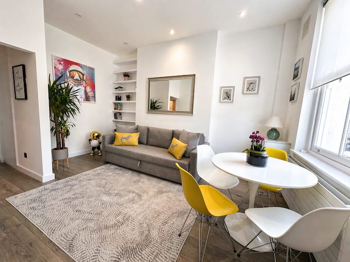 Bright Renovated Flat Off Portobello, Notting Hill - London