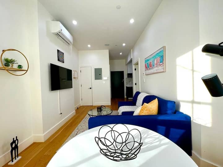 Bright 1br 1 Ba Suite By Prospect Park & Subway - Carousel, Brooklyn