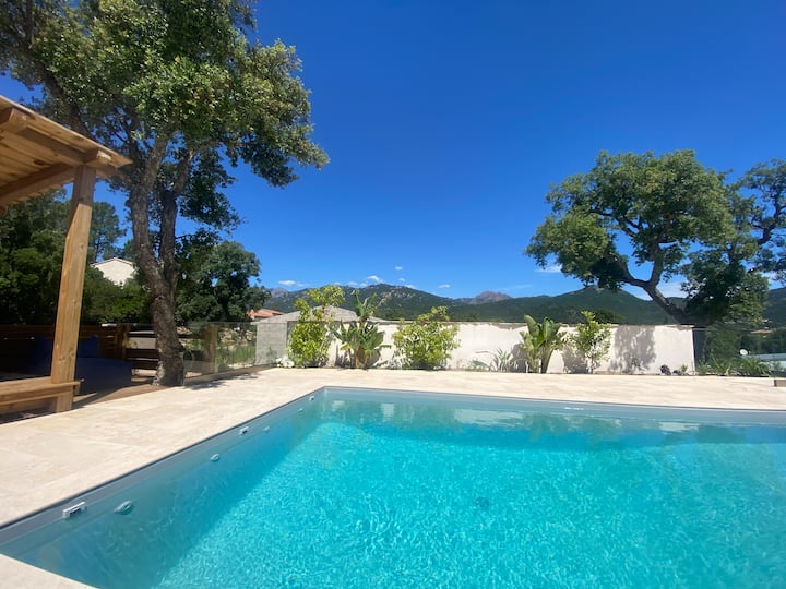 Logement 3 Chambres 6 Pers, Piscine Chauffée - Corse