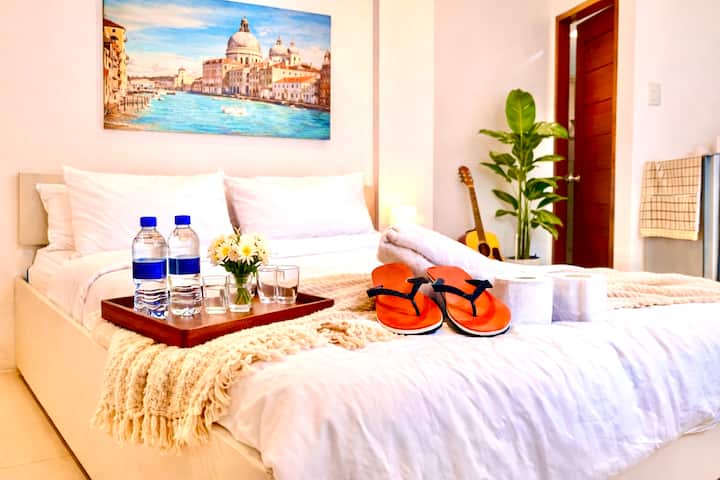 Boracay Haven | Steps To D’mall • 7 Pax Stay - Philippines