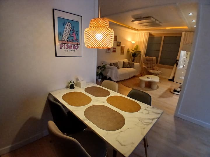 트윈Bnb/방3욕실2주차1/넷플릭스/카페거리15분/공항13분/인스파이어20분/공항철도5분 - Seoul Incheon Airport (ICN)