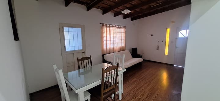 Alquiler Temporario Casa Cómoda Y Funcional - Venado Tuerto