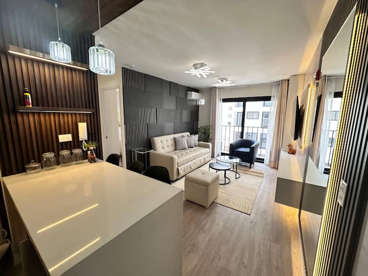 Llamita’s Home 21/la Casa De La Llamita 21 - Peru