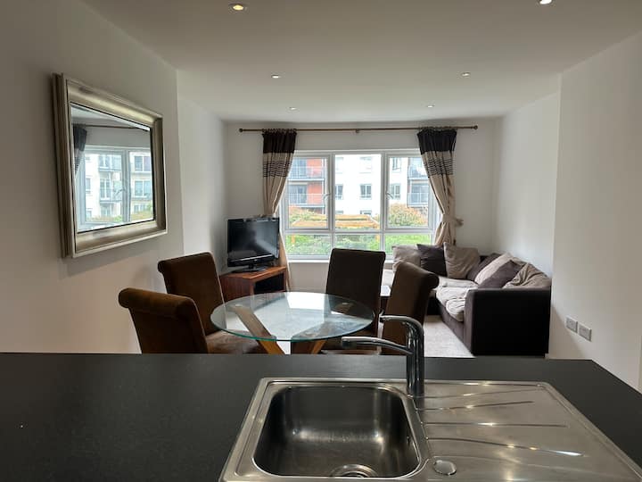 Entire Place Furnished Flat In Colindale, London - London
