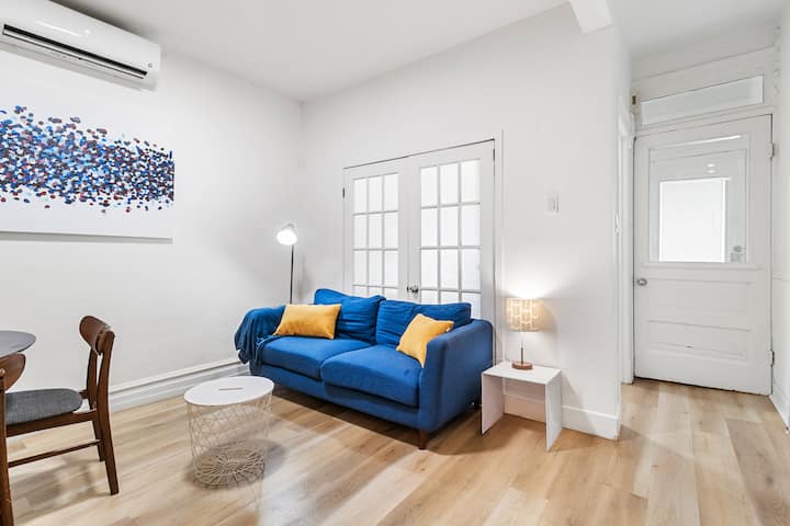Elegant Plateau Mtl · 3br · Prime Location - Montreal