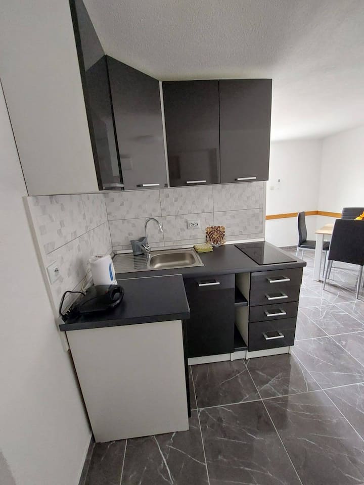 Apartman 2 - Karlobag