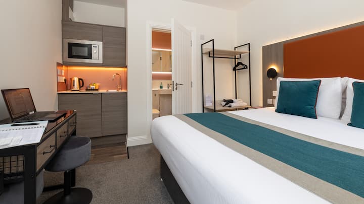 Mews - Cosy Room (With Kitchenette) - Linlithgow