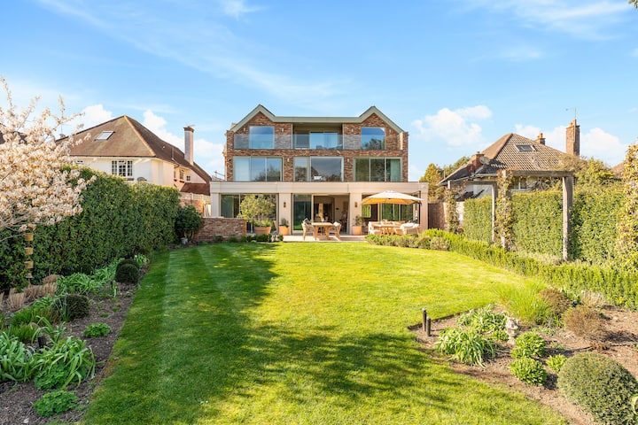 Apple Grove - Hot Tub, Sauna, Virtual Golf + Gym! - Bournemouth