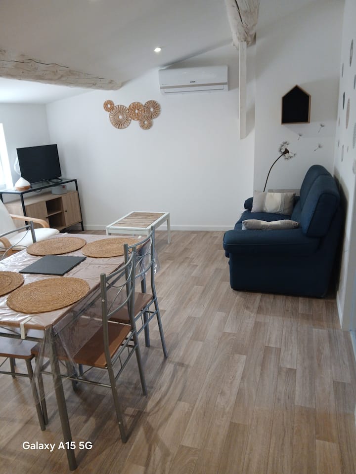 ́L’ Appart
Appartement Neuf Dans Centre De Mazan - Venasque