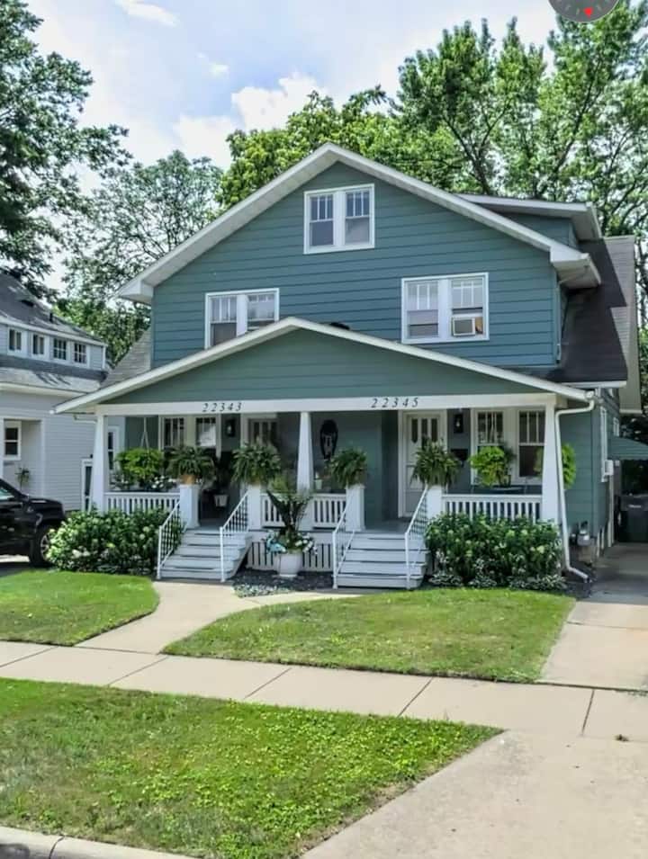 Walkable West Dearborn Home Near Ford & Hospital - Dearborn, MI