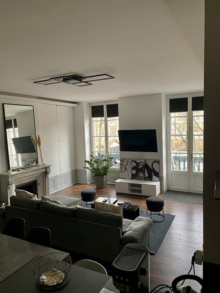 Cachet - Hyper Centre - 3 Chambres - Parking - Clermont-Ferrand