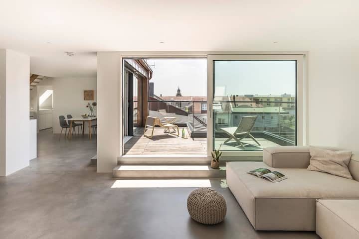 Scandinavian Calm Meets Latin Soul Heart Of Munich - Munich (Monacor di Baviera)