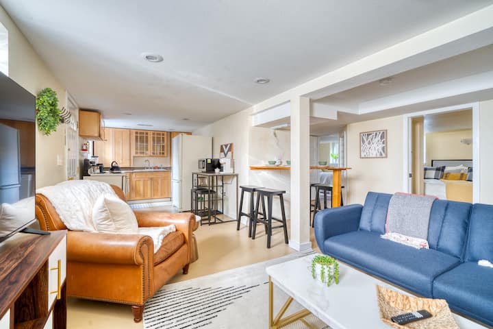 Hip And Happy On Hawthorne - Portland, OR