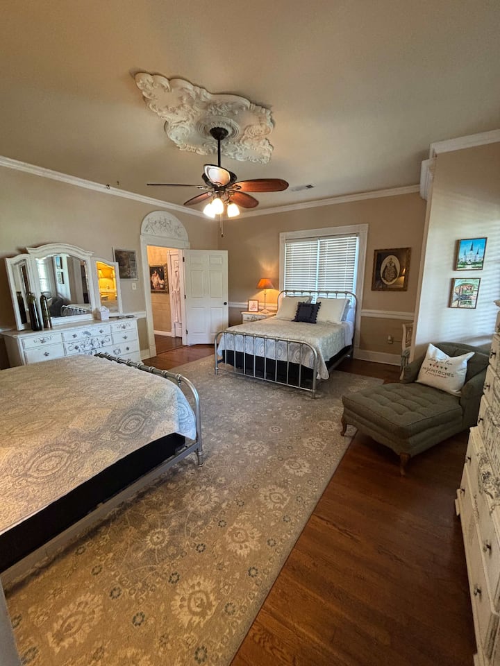 The Steamboat House, Captain's Quarters - Natchitoches, LA