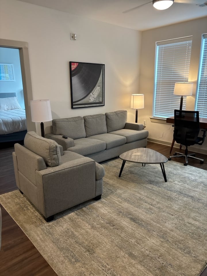 2 Bedroom In Franklin, Tn - Franklin, TN