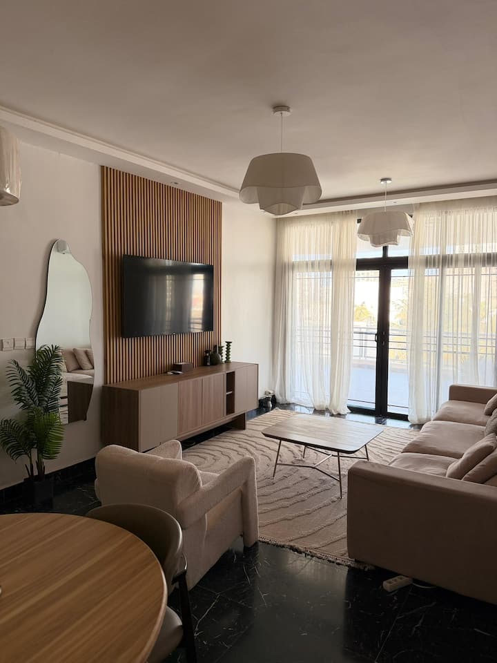 Bright Modern Apt With Spacious Balcony. - Dakar