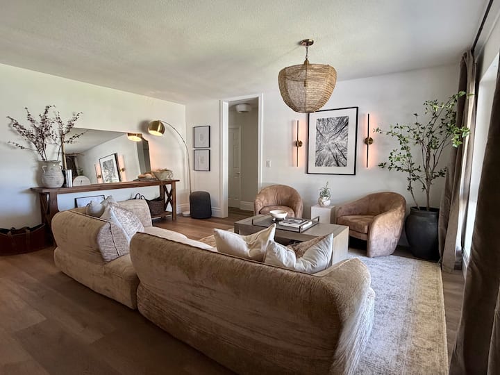 The Pj House - Davie, FL