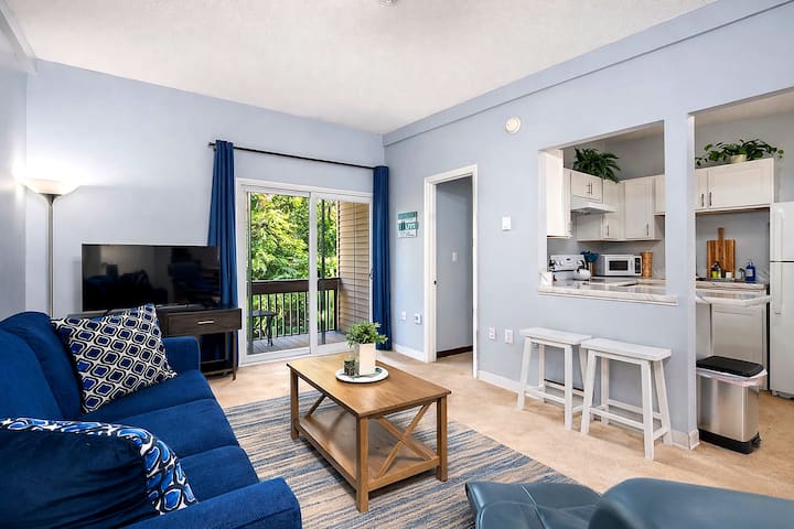 Weirs Beach Condo W/ Pool Near Lake & Gunstock - Laconia, NH