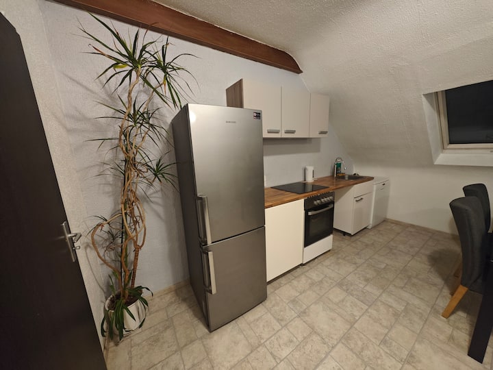 Helle 3-zimmer-wohnung Mit 6 Betten - Krefeld