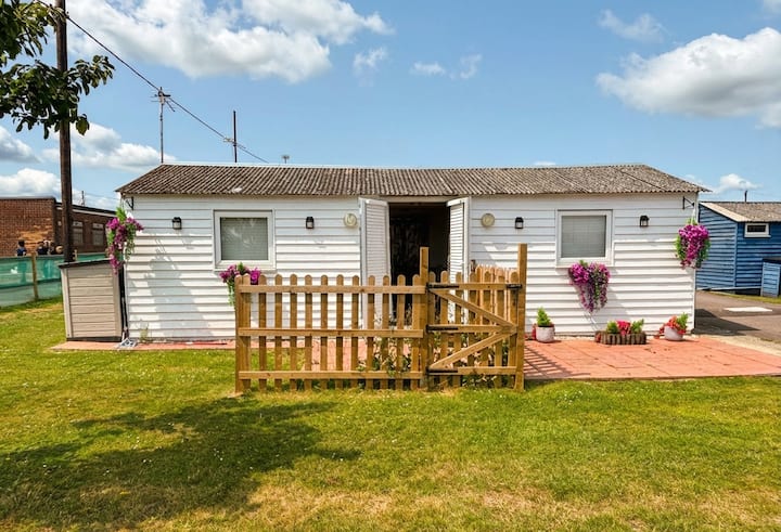 Sun, Sand & Sheppey: The Ultimate Escape - Isle of Sheppey