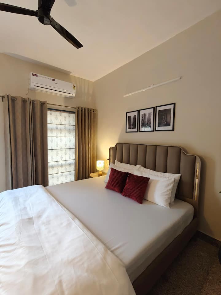 Pvt 2 Br Cozy Homestay | Phase 7 | Near Fortis - Chandigarh