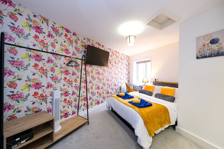 Stylish City-centre Stay On Historic Sadler Gate - 더비