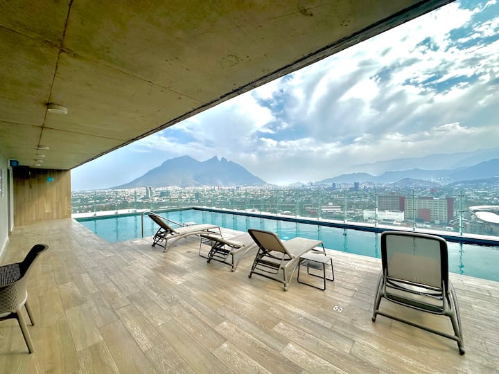 Departamento A Minutos De Fundidora En Monterrey - Monterrey