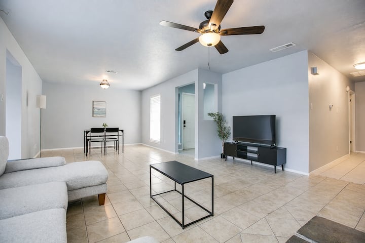 Spacious 3br Home | 2bath • Sleeps 6 - San Angelo, TX