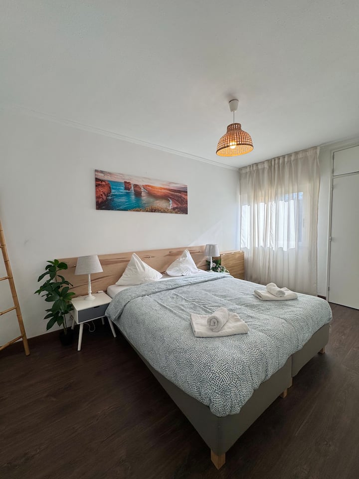 2br Estoril Apartment · Near Beach & Cascais - Estoril