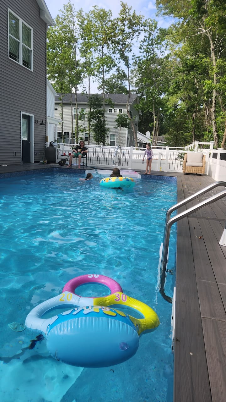 Bright Beach House W/ Private Pool On Trolley Loop - Bethany Beach, DE