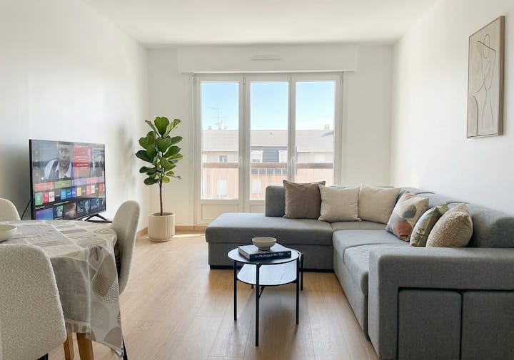 F2 Cosy Centre Thionville Proche Gare & Luxembourg - Thionville