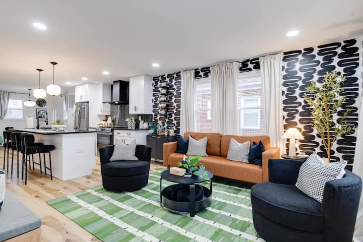 Elegance At Emerald - Parkville, MD