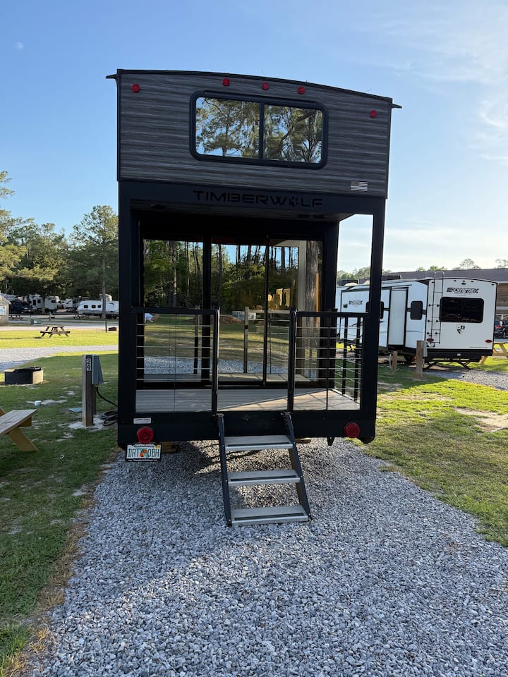Modern Luxury Rv Retreat W/ Private Patio - DeFuniak Springs, FL