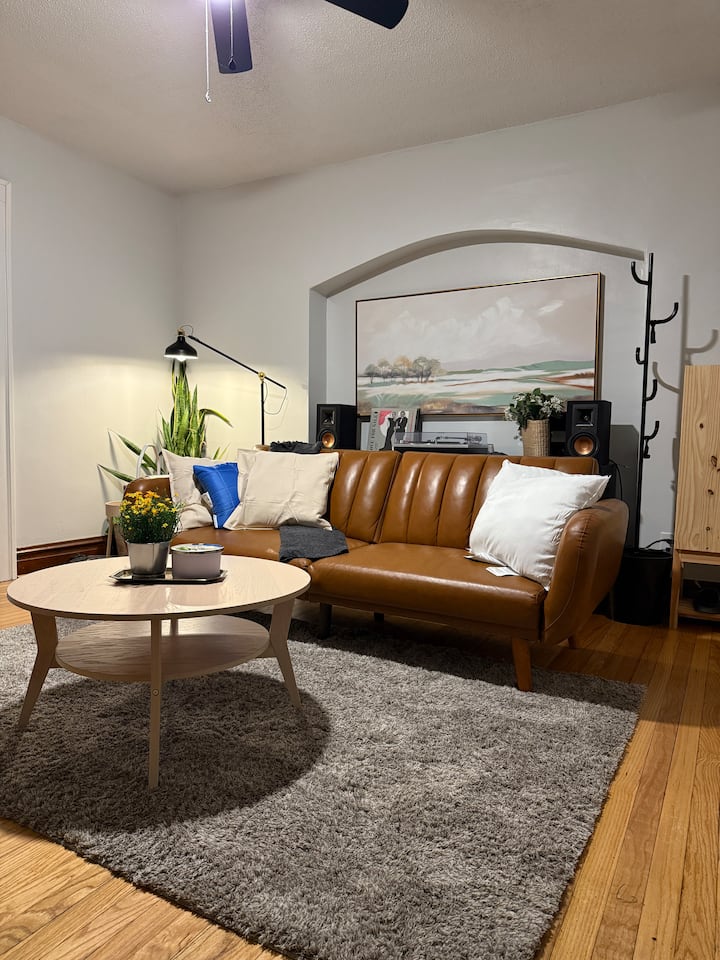 Comfortable South St. Louis Apartment - St. Louis, MO