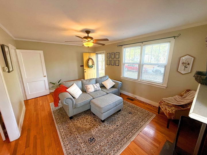 The Adelle Cottage - Aiken, SC