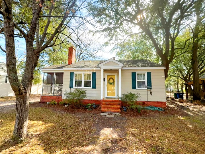 The Adelle Cottage - Aiken, SC