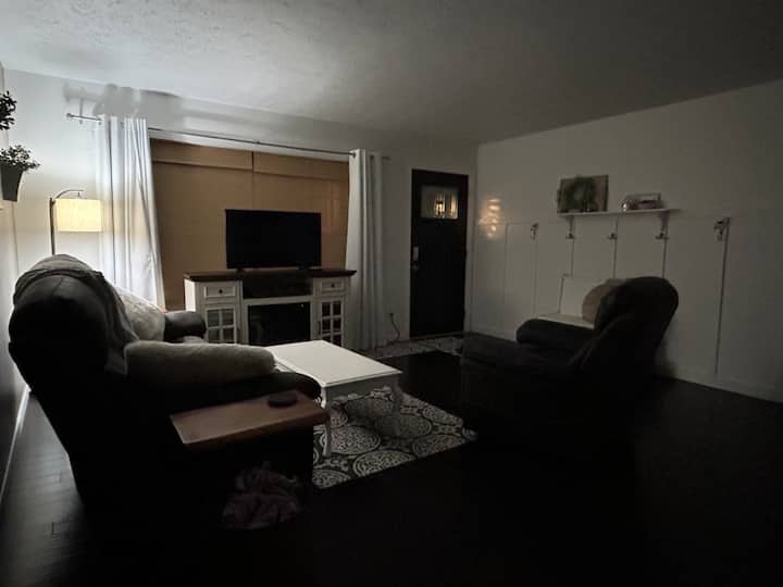 Safe Haven Home In Interlochen - Interlochen, MI