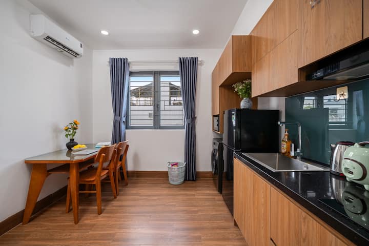 New Apt | 7 Min Walk To Beach | City Center | A/c - Da Nang