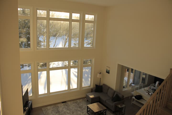 Lake Of Bays' Delight: 4br Lakefront |Beach| Bbq - Ontario 60