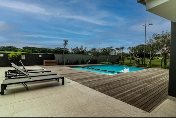 The Millennial Coastal Retreat - Umhlanga