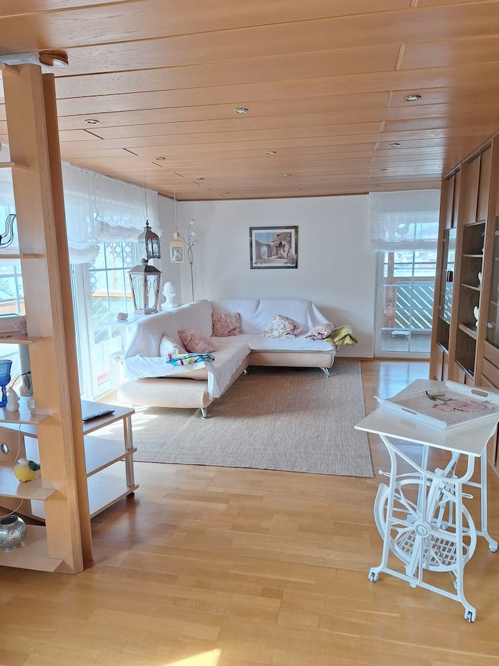 Wohnung Mit Schöner Aussicht - Pfullingen