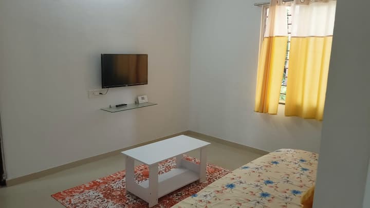 Spacious 1 Bhk With Parking. 1 Km To Rankala Lake - Kolhapur