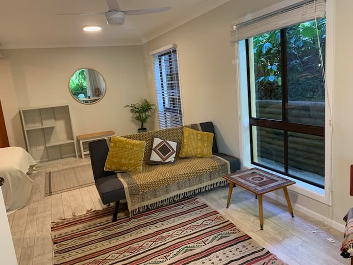 Self Contained Apartment In Garden Setting - Nambucca Heads