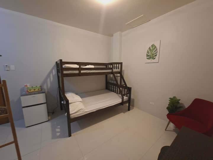 Green Meadows Stay - Unit 3 - Batangas